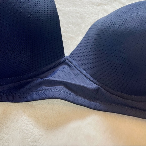 Laura Ashley | Intimates & Sleepwear | Laura Ashley Wireless Bra 38 Dd ...